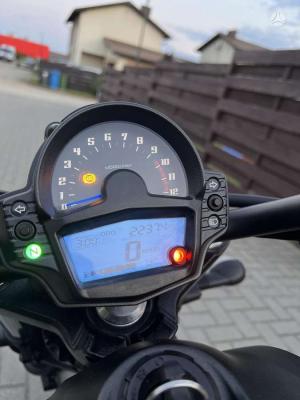 Melns Kawasaki Vulcan 2016 Viļņa, ar dzinēja tilpumu 0.65 L un nobraukumu 22 tūkst. km par 5150 €, foto 25 vietnē AUTOMOTO.COM.LV