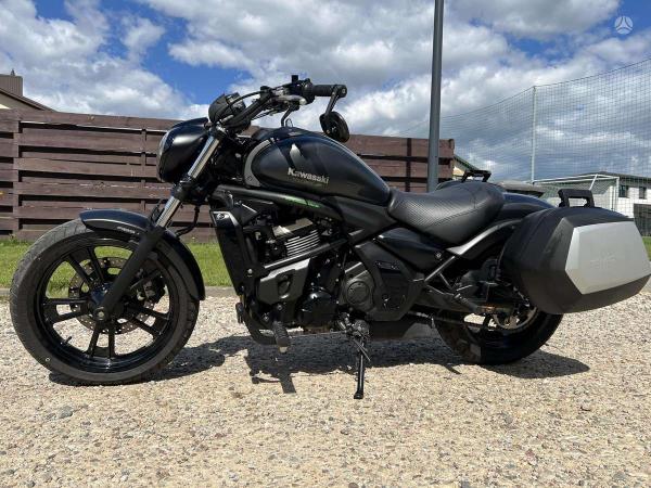 Black Kawasaki Vulcan 2016 in Vilnius, with an engine capacity of 0.65 L and mileage of 9 thousand km for 5250 €, photo 2 on AUTOMOTO.COM.LV