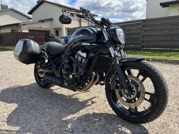 Black Kawasaki Vulcan 2016 in Vilnius, with an engine capacity of 0.65 L and mileage of 9 thousand km for 5250 €, photo 8 on AUTOMOTO.COM.LV