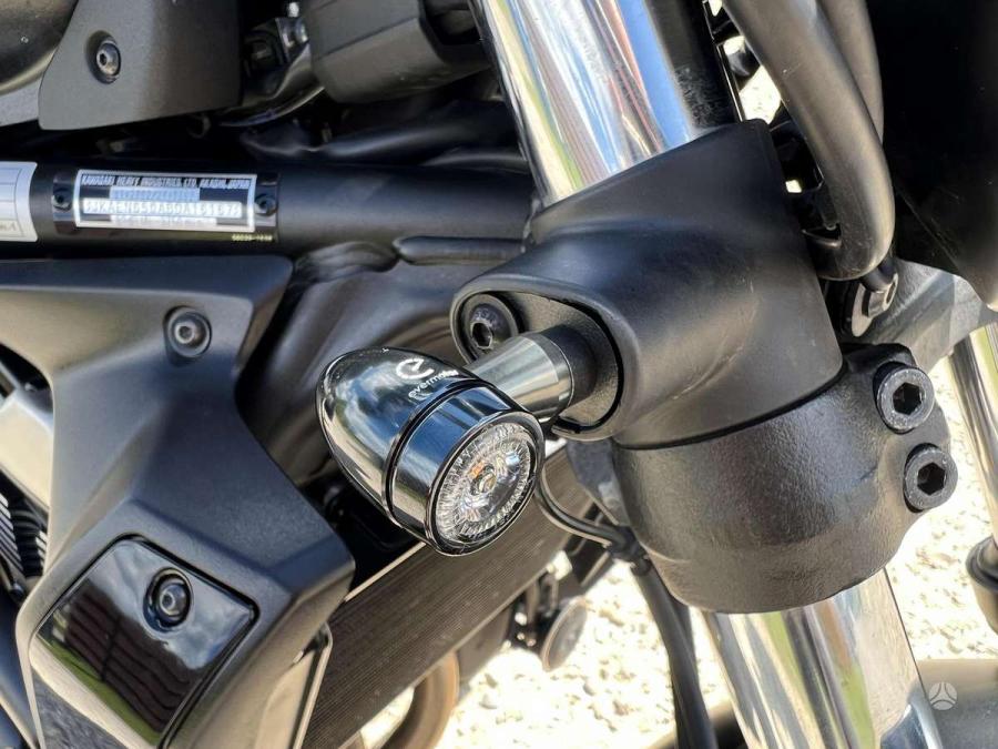Black Kawasaki Vulcan 2016 in Vilnius, with an engine capacity of 0.65 L and mileage of 9 thousand km for 5250 €, photo 12 on AUTOMOTO.COM.LV