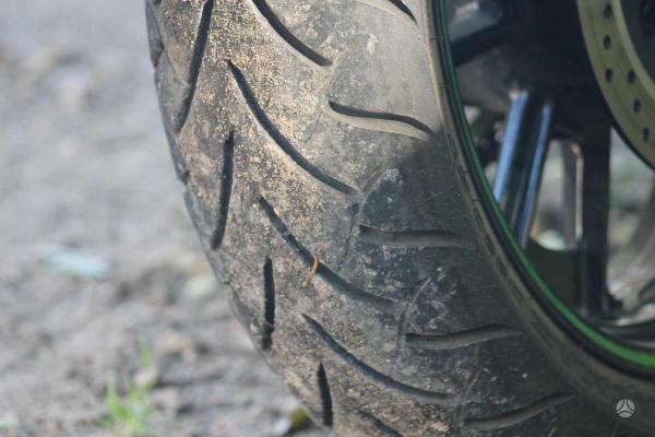 Kawasaki Vulcan 2016 Rīga vietnē Melns Kawasaki Vulcan 2016 Rīga, ar dzinēja tilpumu 0.65 L un nobraukumu 2 tūkst. km par 6500 €, foto 8 vietnē AUTOMOTO.COM.LV
