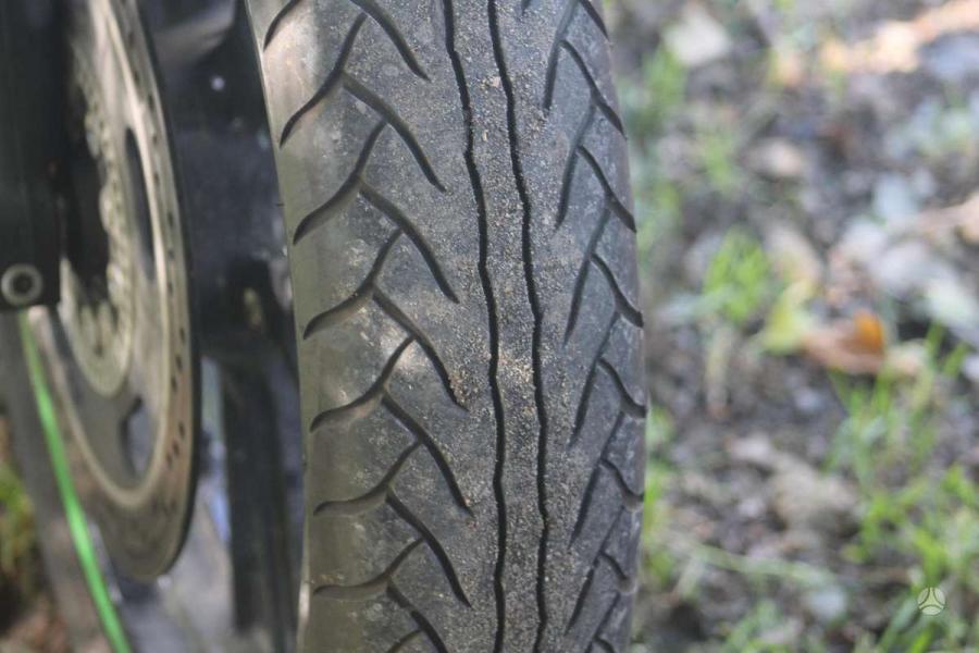 Melns Kawasaki Vulcan 2016 Rīga, ar dzinēja tilpumu 0.65 L un nobraukumu 2 tūkst. km par 6500 €, foto 9 vietnē AUTOMOTO.COM.LV