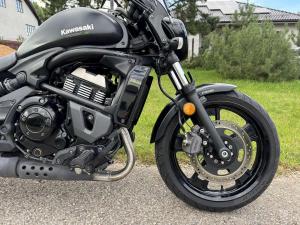 Black Kawasaki Vulcan 2021 in Vilnius, with an engine capacity of 0.65 L and mileage of 62 thousand km for 4600 €, photo 3 on AUTOMOTO.COM.LV