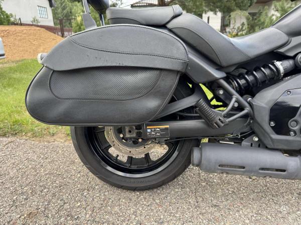 Black Kawasaki Vulcan 2021 in Vilnius, with an engine capacity of 0.65 L and mileage of 62 thousand km for 4600 €, photo 5 on AUTOMOTO.COM.LV