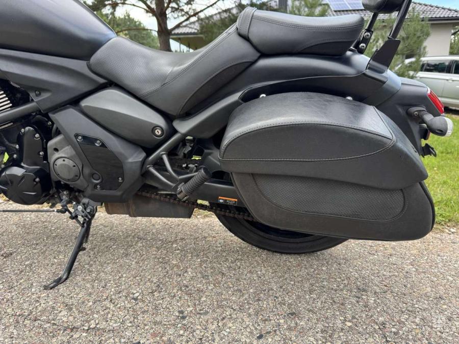 Black Kawasaki Vulcan 2021 in Vilnius, with an engine capacity of 0.65 L and mileage of 62 thousand km for 4600 €, photo 9 on AUTOMOTO.COM.LV