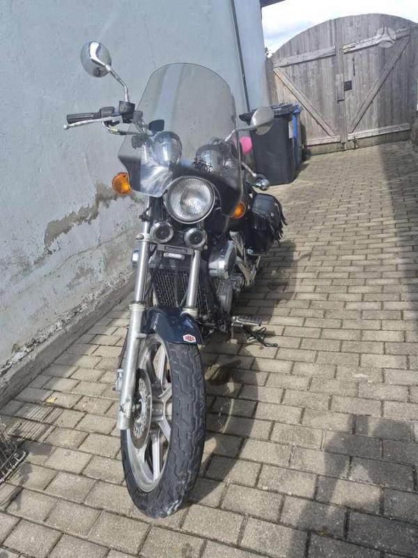 Kawasaki Vulcan 1993 in Joniskis, with an engine capacity of 0.75 L and mileage of 25 thousand km for 1500 €, photo 10 on AUTOMOTO.COM.LV