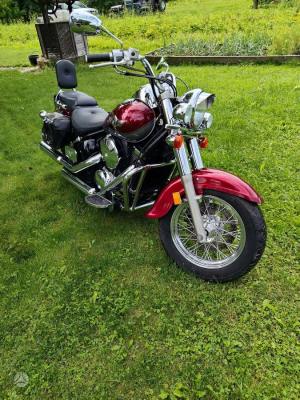 Kawasaki Vulcan 1997 Druskininkai, ar dzinēja tilpumu 0.81 L un nobraukumu 32 tūkst. km par 2650 €, foto  vietnē AUTOMOTO.COM.LV