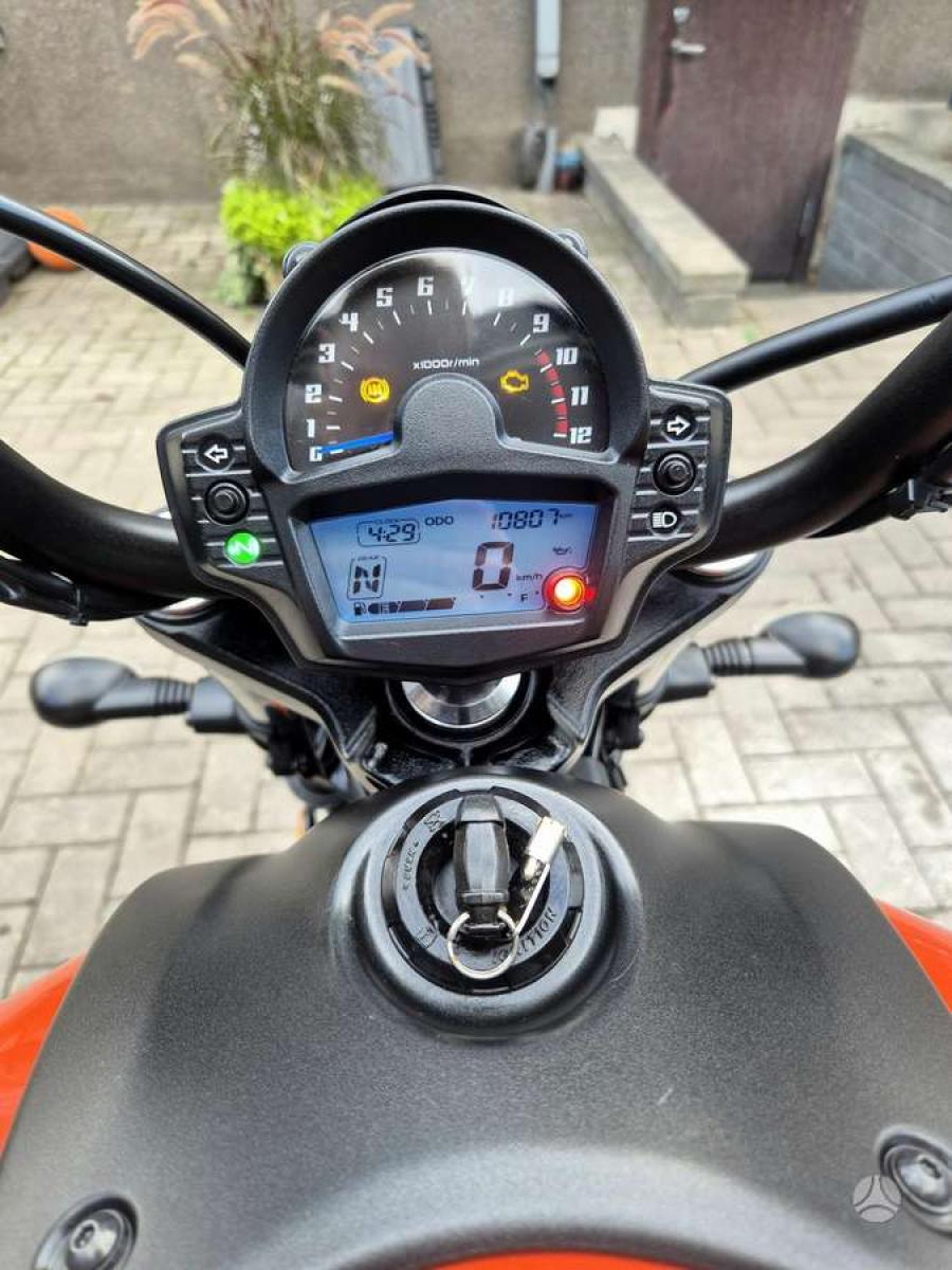 Kawasaki Vulcan 2018 Prienai, ar dzinēja tilpumu 0.65 L un nobraukumu 10 tūkst. km par 5150 €, foto 16 vietnē AUTOMOTO.COM.LV