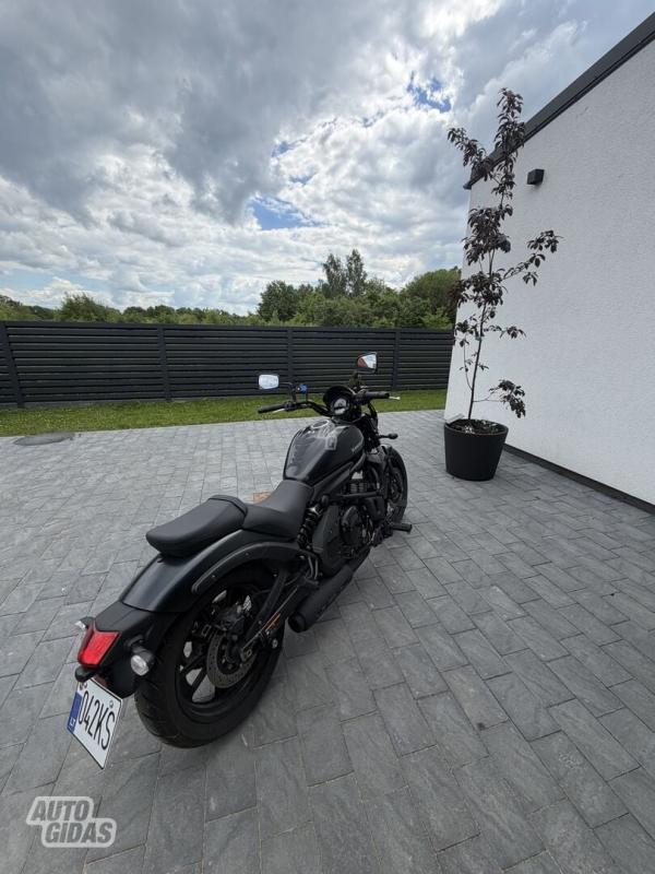 Черный Кавасаки Vulcan S 2015 в Каунас, объемом двигателя 0.65 л и пробегом 16 тыс. км за 5100 €, фото 6 на AUTOMOTO.COM.LV