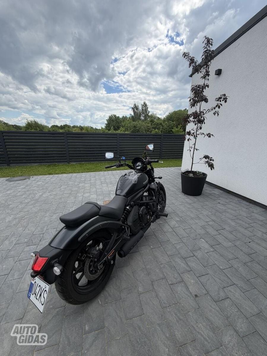 Черный Кавасаки Vulcan S 2015 в Каунас, объемом двигателя 0.65 л и пробегом 16 тыс. км за 5100 €, фото 7 на AUTOMOTO.COM.LV