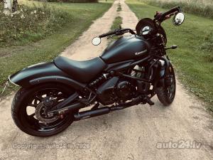 Melns Kawasaki Vulcan S 2019 Rapla, ar dzinēja tilpumu 0.65 L un nobraukumu 11 tūkst. km par 5600 €, foto  vietnē AUTOMOTO.COM.LV