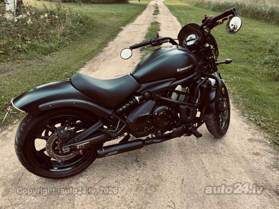Melns Kawasaki Vulcan S 2019 Rapla, ar dzinēja tilpumu 0.65 L un nobraukumu 11 tūkst. km par 5600 €, foto 1 vietnē AUTOMOTO.COM.LV