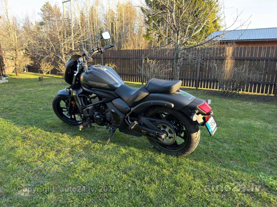 Black Kawasaki Vulcan S 2023 in Tallinn, with an engine capacity of 0.65 L and mileage of 733 thousand km for 6900 €, photo 4 on AUTOMOTO.COM.LV