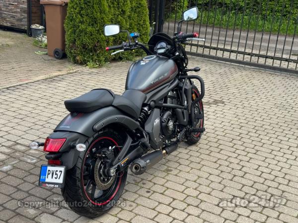Melns Kawasaki Vulcan S 2025 Tallina, ar dzinēja tilpumu 0.65 L un nobraukumu 1 tūkst. km par 8800 €, foto 4 vietnē AUTOMOTO.COM.LV