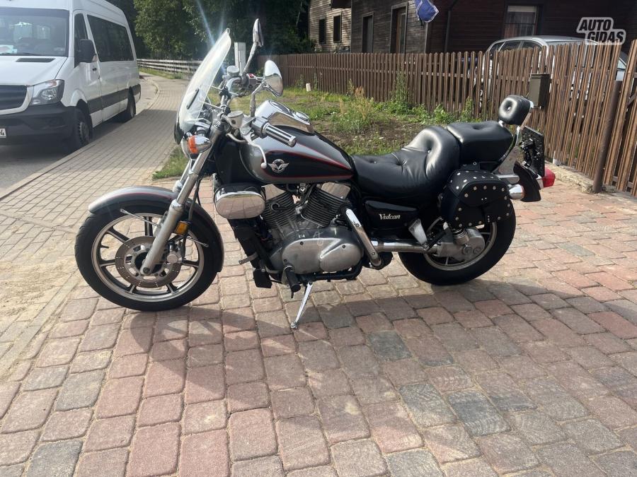 Melns Kawasaki Vulkan 1990 Trakai, ar dzinēja tilpumu 1.47 L un nobraukumu 26 tūkst. km par 2100 €, foto 5 vietnē AUTOMOTO.COM.LV