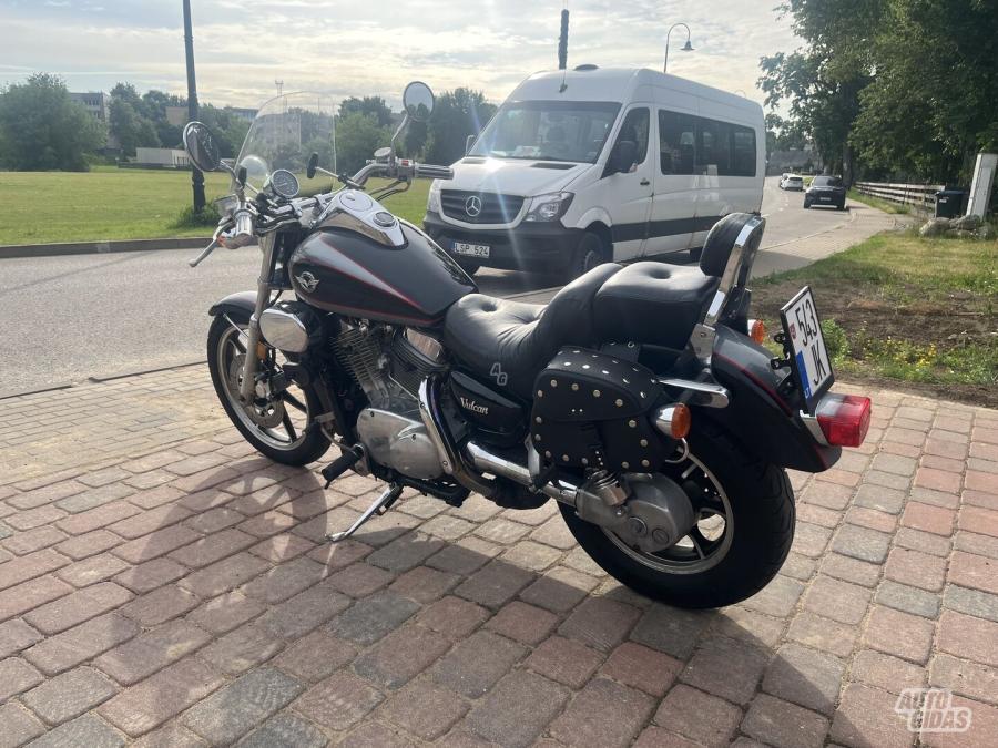 Melns Kawasaki Vulkan 1990 Trakai, ar dzinēja tilpumu 1.47 L un nobraukumu 26 tūkst. km par 2100 €, foto 6 vietnē AUTOMOTO.COM.LV