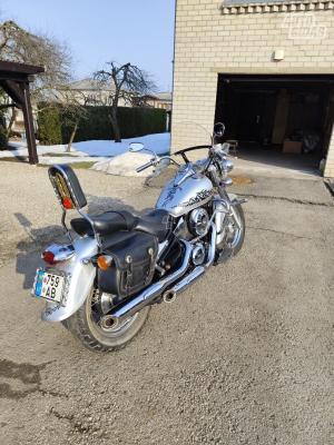 Pelēks Kawasaki Vulkan 1998 Utena, ar dzinēja tilpumu 0.81 L un nobraukumu 25 tūkst. km par 2990 €, foto 4 vietnē AUTOMOTO.COM.LV