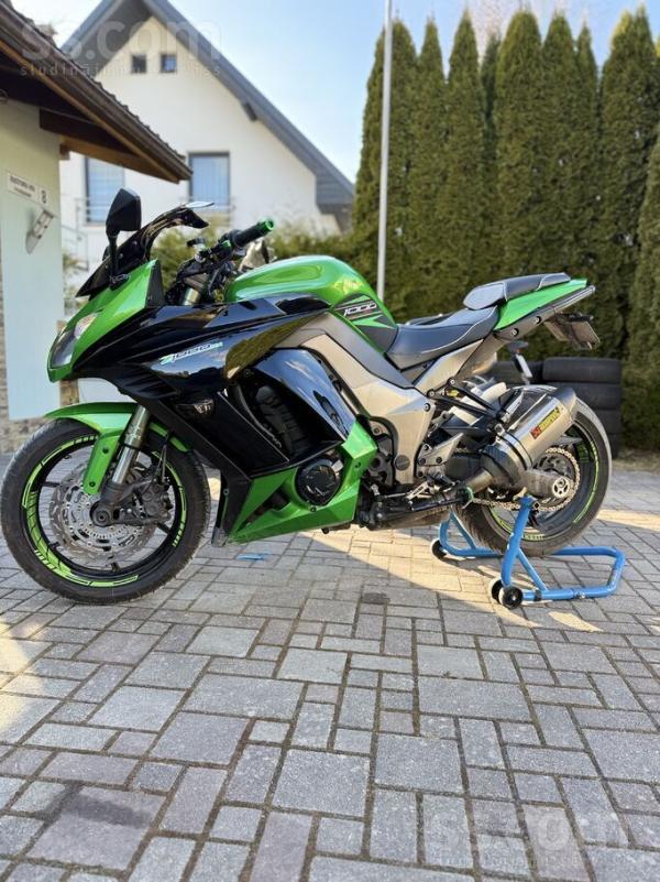 Кавасаки Z 1000SX 2011 в Рига, объемом двигателя 1.00 л и пробегом 0 тыс. км за 6000 €, фото 7 на AUTOMOTO.COM.LV