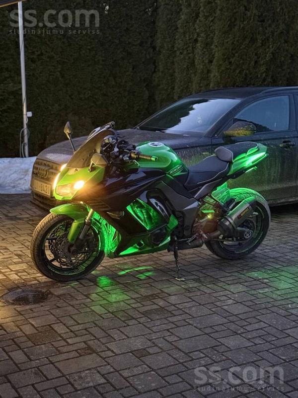 Kawasaki Z 1000SX 2011 in Riga, with an engine capacity of 1.00 L and mileage of 0 thousand km for 6000 €, photo 8 on AUTOMOTO.COM.LV