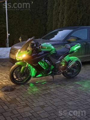 Кавасаки Z 1000SX 2011 в Рига, объемом двигателя 1.00 л и пробегом 0 тыс. км за 6000 €, фото 9 на AUTOMOTO.COM.LV