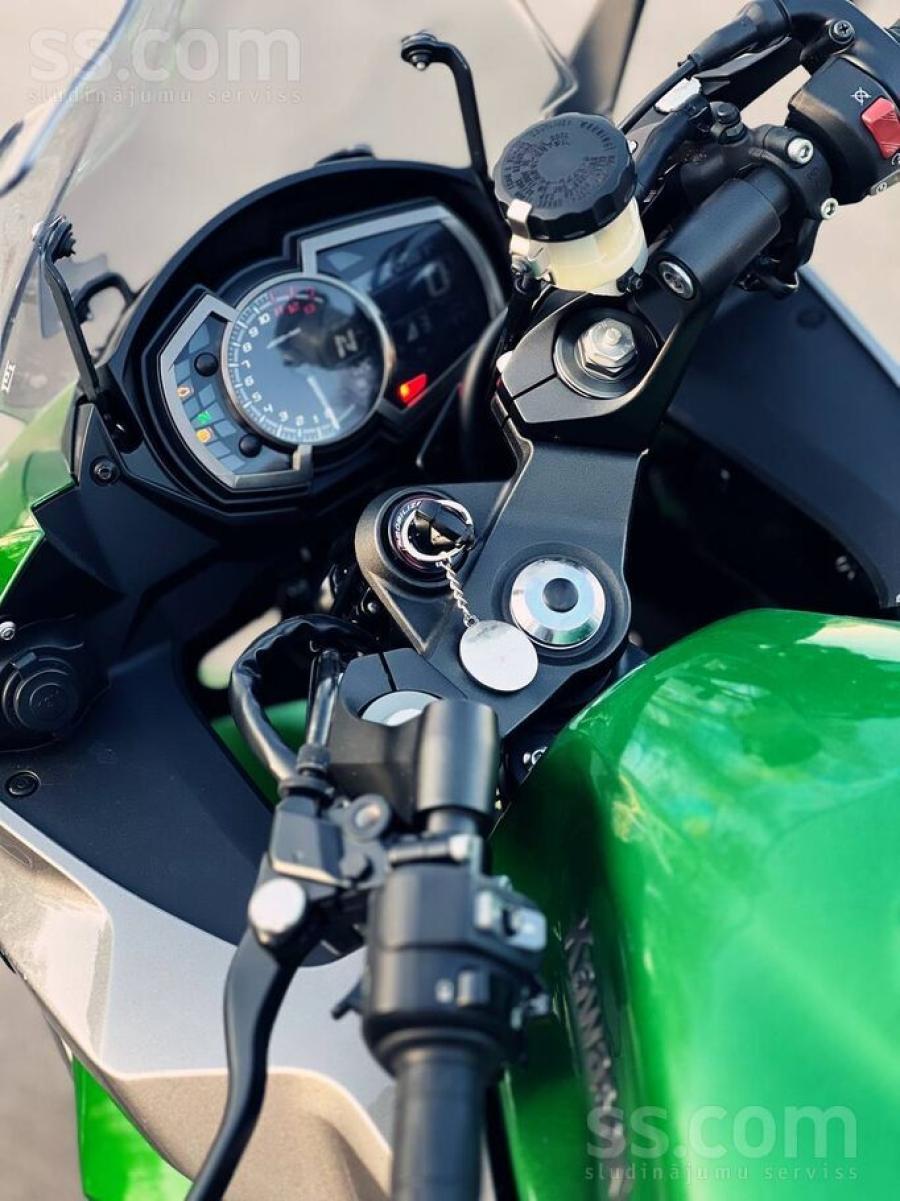 Kawasaki Z 1000SX 2018 in Daugavpils, with an engine capacity of 1.04 L and mileage of 0 thousand km for 9000 €, photo 7 on AUTOMOTO.COM.LV