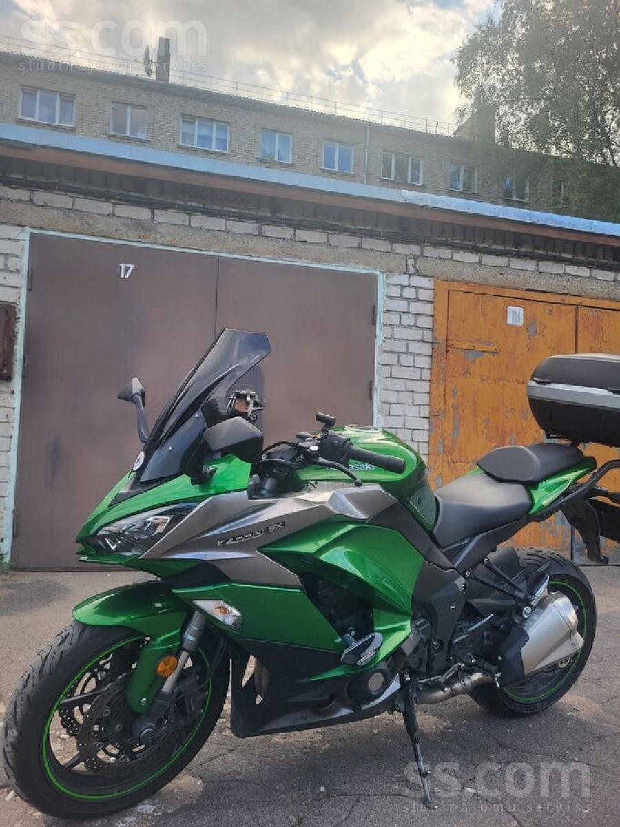 Kawasaki Z 1000SX 2018 in Riga, with an engine capacity of 1.00 L and mileage of 0 thousand km for 6900 €, photo 3 on AUTOMOTO.COM.LV