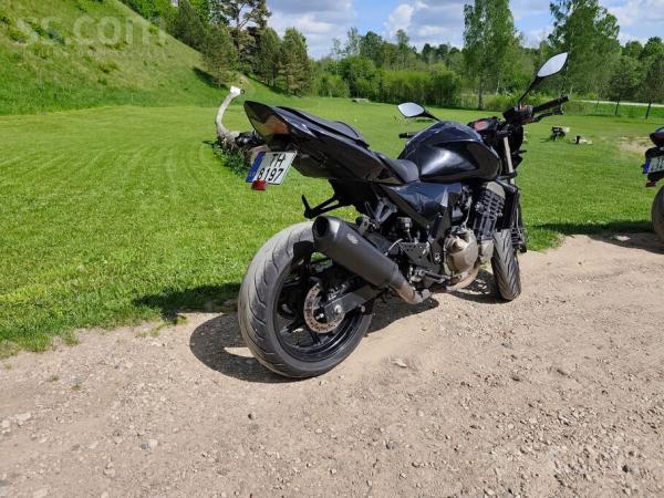 Kawasaki Z 750R 2004 Madona, ar dzinēja tilpumu 0.75 L un nobraukumu 0 tūkst. km par 3500 €, foto 2 vietnē AUTOMOTO.COM.LV