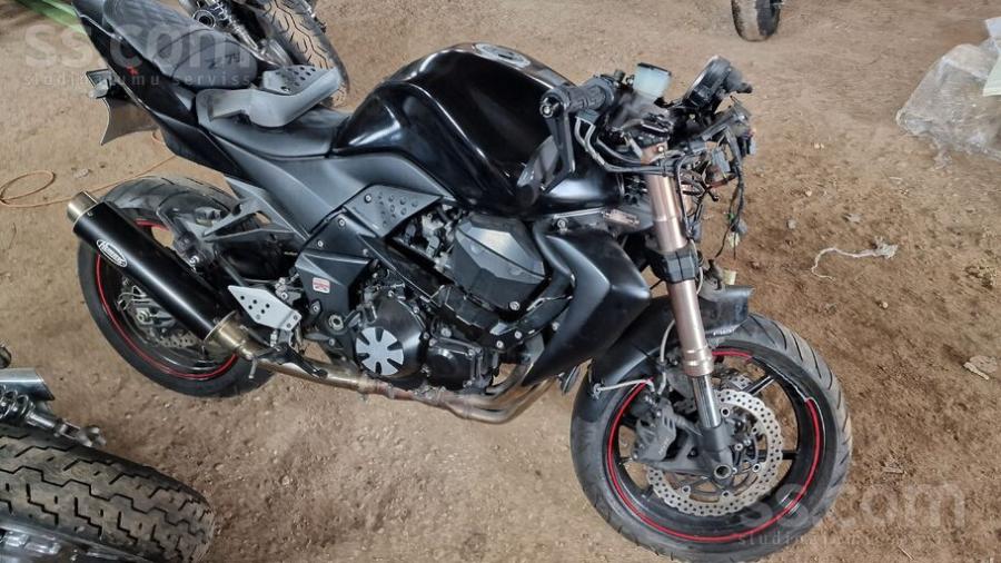 Kawasaki Z 750R 2011 Daugavpils, ar dzinēja tilpumu 0.75 L un nobraukumu 0 tūkst. km par 100 €, foto 6 vietnē AUTOMOTO.COM.LV