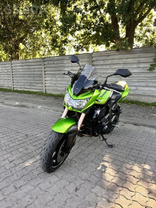 Кавасаки Z 750R 2011 в Елгава, объемом двигателя 0.75 л и пробегом 0 тыс. км за 3100 €, фото 1 на AUTOMOTO.COM.LV