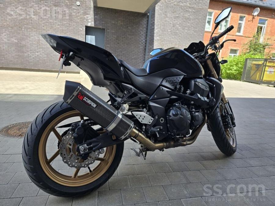 Kawasaki Z 750R 2012 Daugavpils, ar dzinēja tilpumu 0.75 L un nobraukumu 0 tūkst. km par 4000 €, foto 6 vietnē AUTOMOTO.COM.LV
