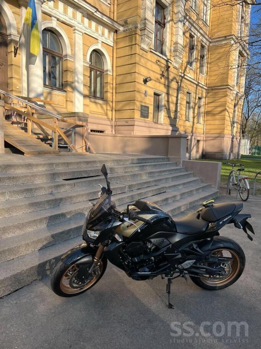 Kawasaki Z 750R 2012 in Riga, with an engine capacity of 77.70 L and mileage of 0 thousand km for 4600 €, photo 3 on AUTOMOTO.COM.LV