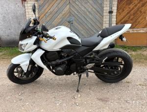 Kawasaki Z 750R 2012 in Liepaja, with an engine capacity of 0.75 L and mileage of 0 thousand km for 4000 €, photo  on AUTOMOTO.COM.LV