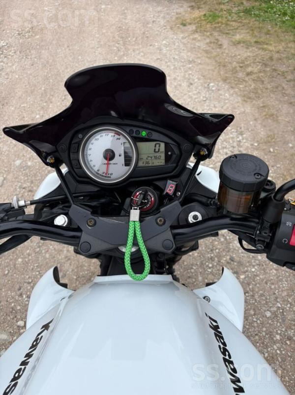 Kawasaki Z 750R 2012 Liepāja, ar dzinēja tilpumu 0.75 L un nobraukumu 0 tūkst. km par 4000 €, foto 4 vietnē AUTOMOTO.COM.LV
