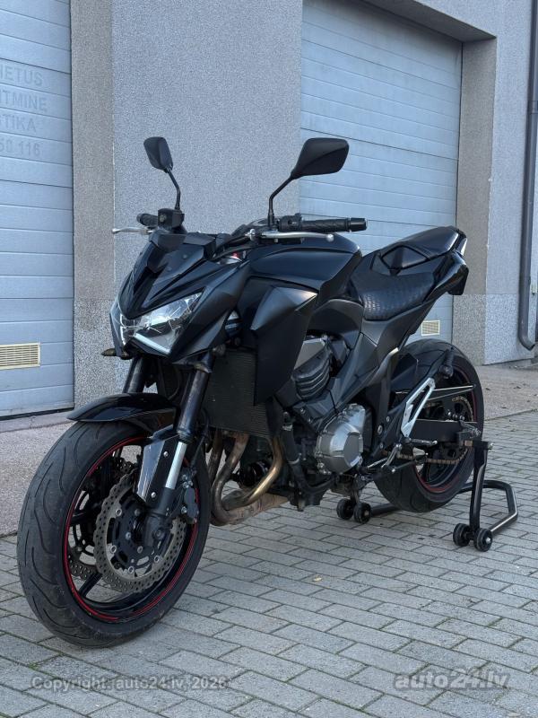 Melns Kawasaki Z 800 2014 Pērnava, ar dzinēja tilpumu 0.80 L un nobraukumu 26 tūkst. km par 4890 €, foto 3 vietnē AUTOMOTO.COM.LV
