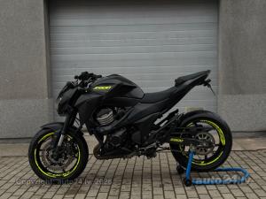 Melns Kawasaki Z 800 2016 Pērnava, ar dzinēja tilpumu 0.80 L un nobraukumu 20 tūkst. km par 5290 €, foto  vietnē AUTOMOTO.COM.LV