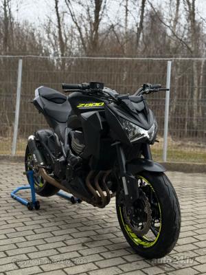 Black Kawasaki Z 800 2016 in Parnu, with an engine capacity of 0.80 L and mileage of 20 thousand km for 5290 €, photo 5 on AUTOMOTO.COM.LV