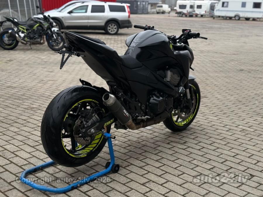 Black Kawasaki Z 800 2016 in Parnu, with an engine capacity of 0.80 L and mileage of 20 thousand km for 5290 €, photo 7 on AUTOMOTO.COM.LV