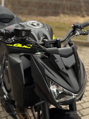 Black Kawasaki Z 800 2016 in Parnu, with an engine capacity of 0.80 L and mileage of 20 thousand km for 5290 €, photo 13 on AUTOMOTO.COM.LV