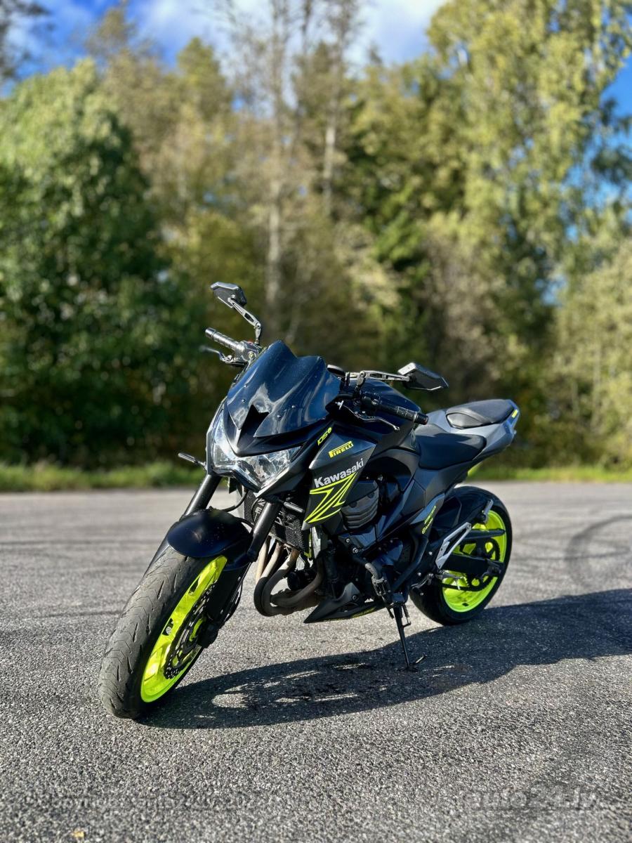 Pelēks Kawasaki Z 800 2016 Tallina, ar dzinēja tilpumu 0.81 L un nobraukumu 25 tūkst. km par 6000 €, foto 5 vietnē AUTOMOTO.COM.LV