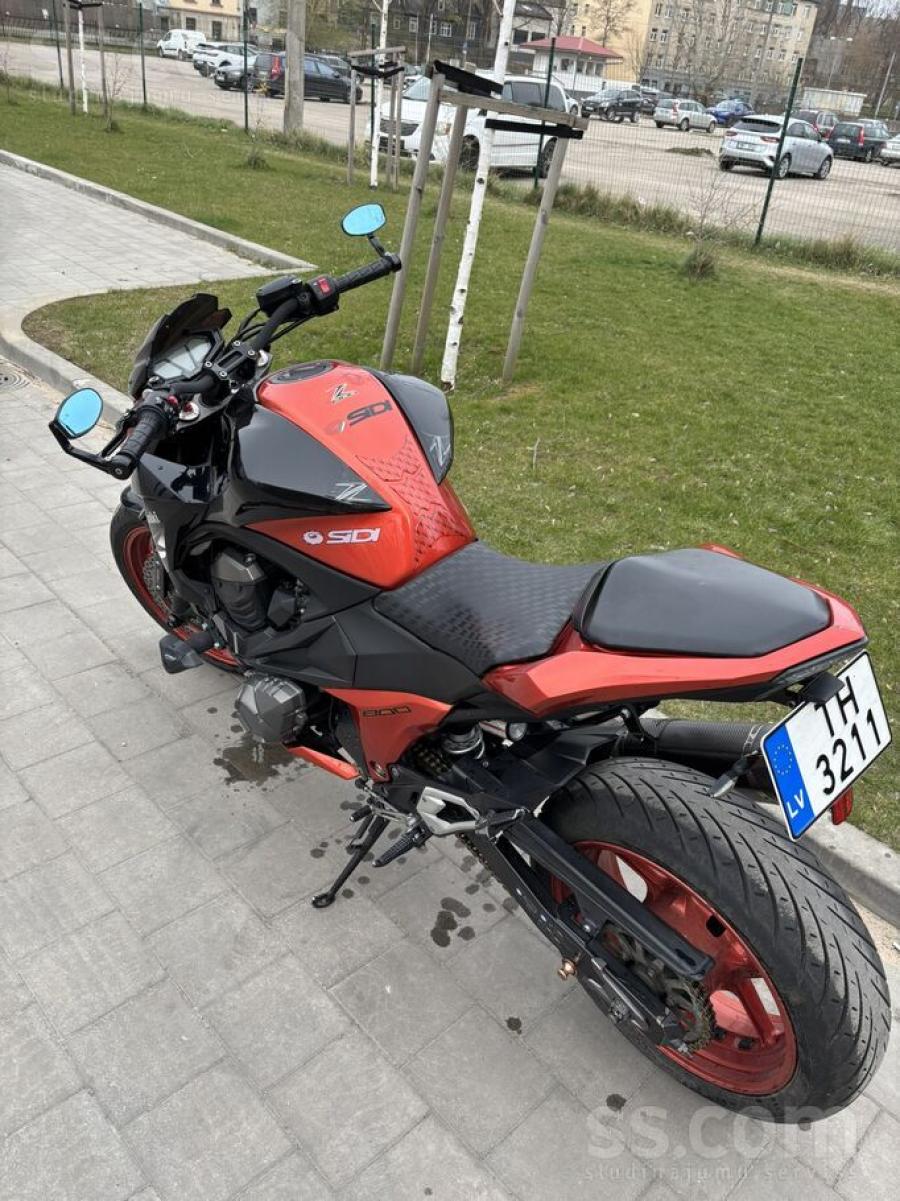 Kawasaki Z 800 2013 in Riga, with an engine capacity of 0.81 L and mileage of 0 thousand km for 4700 €, photo 6 on AUTOMOTO.COM.LV