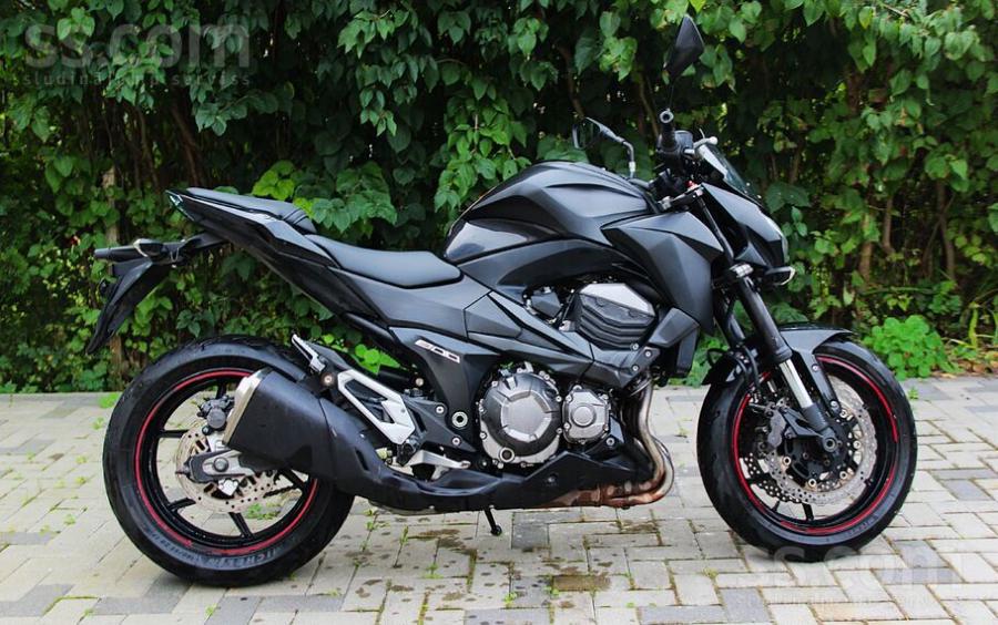 Kawasaki Z 800 2013 Tukums, ar dzinēja tilpumu 0.80 L un nobraukumu 0 tūkst. km par 5000 €, foto 3 vietnē AUTOMOTO.COM.LV