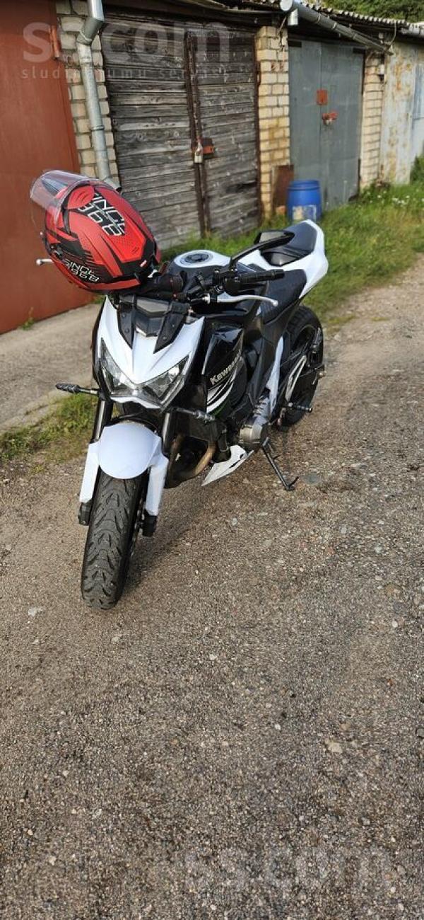 Kawasaki Z 800 2013 in Liepaja, with an engine capacity of 0.80 L and mileage of 0 thousand km for 4500 €, photo 4 on AUTOMOTO.COM.LV