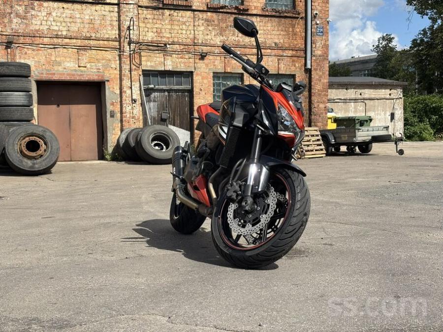 Кавасаки Z 800 2013 в Рига, объемом двигателя 0.80 л и пробегом 0 тыс. км за 4900 €, фото 4 на AUTOMOTO.COM.LV