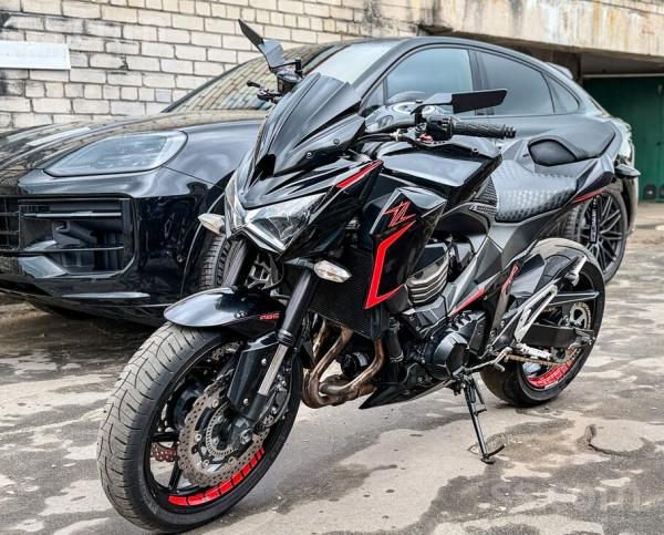 Kawasaki Z 800 2015 in Riga, with an engine capacity of 0.80 L and mileage of 0 thousand km for 5500 €, photo 2 on AUTOMOTO.COM.LV