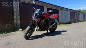 Кавасаки Z 800 2015 в Рига, объемом двигателя 0.81 л и пробегом 0 тыс. км за 4800 €, фото 4 на AUTOMOTO.COM.LV