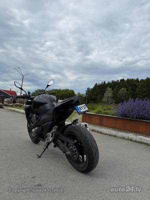 Kawasaki Z 800 2015 Tallina, ar dzinēja tilpumu 0.80 L un nobraukumu 28 tūkst. km par 5500 €, foto 4 vietnē AUTOMOTO.COM.LV