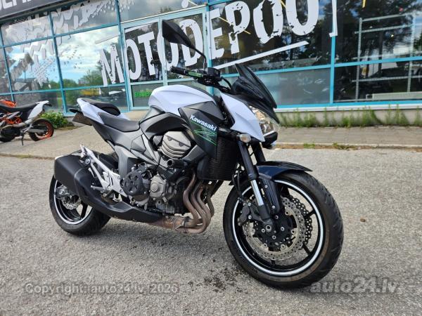 Balts Kawasaki Z 800 2014 Tallina, ar dzinēja tilpumu 0.81 L un nobraukumu 52 tūkst. km par 4200 €, foto 1 vietnē AUTOMOTO.COM.LV