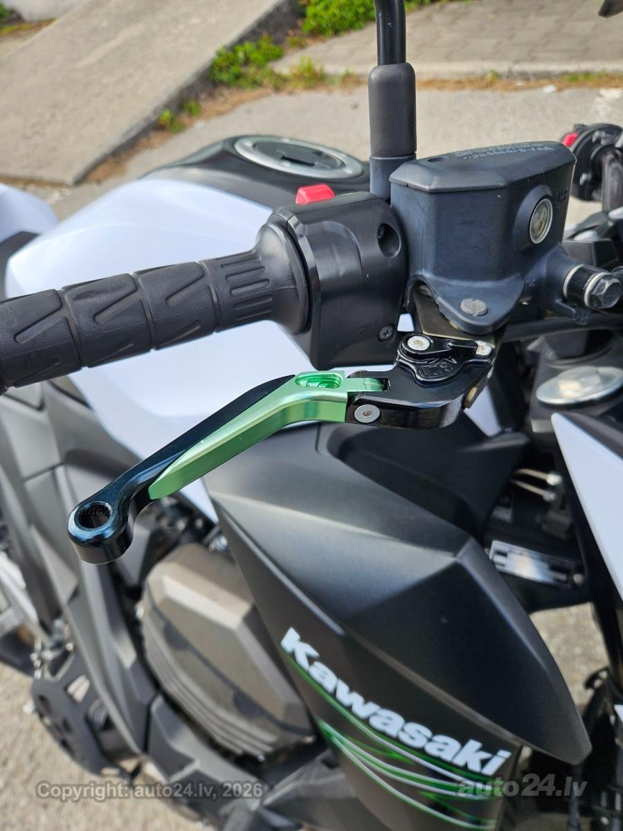 Balts Kawasaki Z 800 2014 Tallina, ar dzinēja tilpumu 0.81 L un nobraukumu 52 tūkst. km par 4200 €, foto 14 vietnē AUTOMOTO.COM.LV
