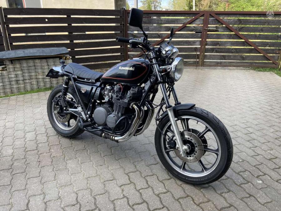 Melns Kawasaki Z 1982 Panevēža, ar dzinēja tilpumu 0.75 L un nobraukumu 11 tūkst. km par 1250 €, foto 3 vietnē AUTOMOTO.COM.LV