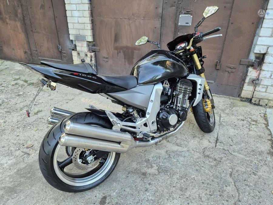 Melns Kawasaki Z 2004 Alīta, ar dzinēja tilpumu 1.00 L un nobraukumu 35 tūkst. km par 2960 €, foto 4 vietnē AUTOMOTO.COM.LV